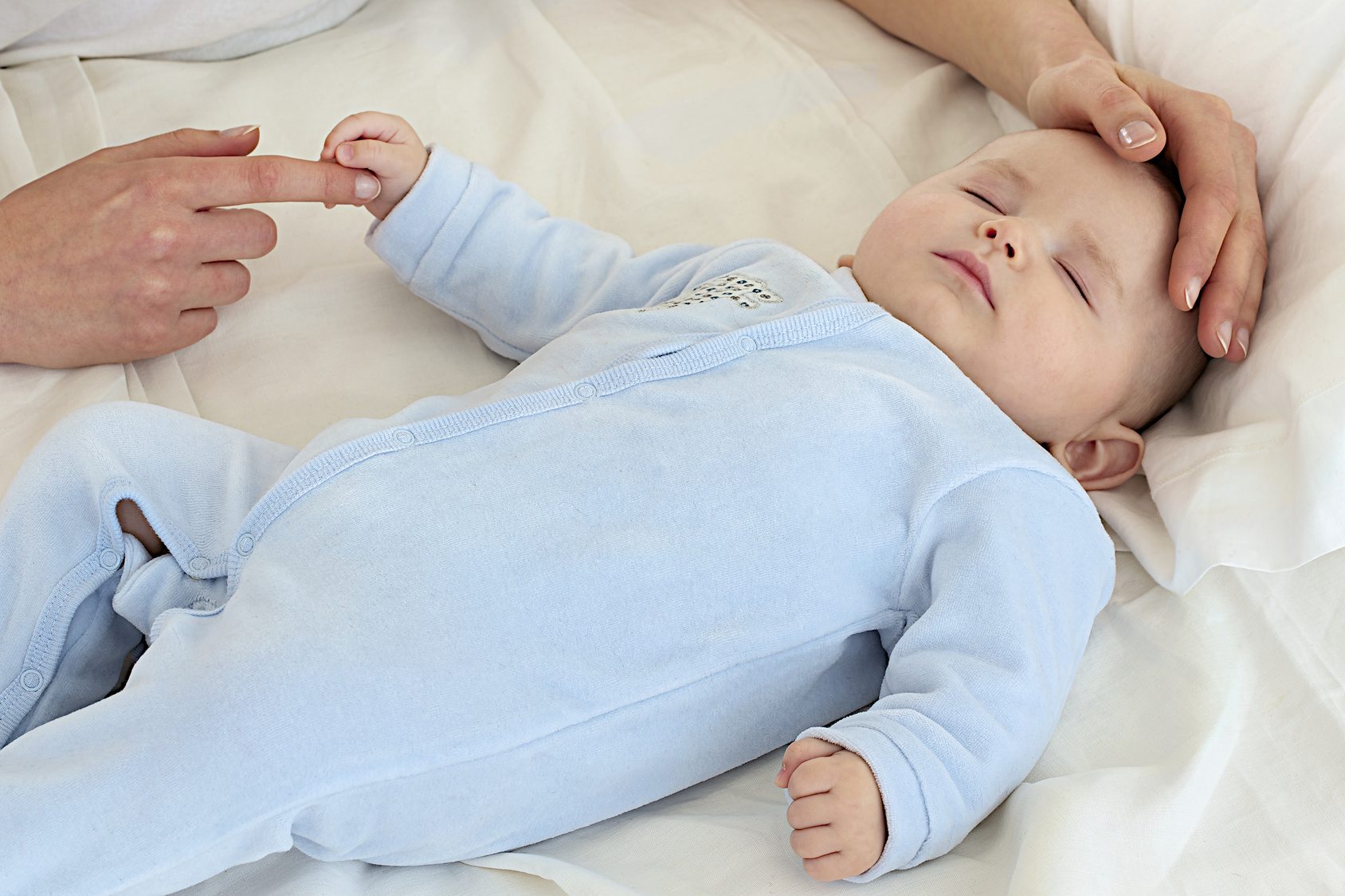 ¿Qué hacer ante la fiebre en bebés? Guía para padres