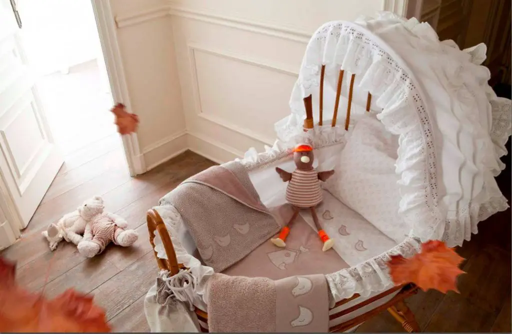 Cuna moisés para bebés: ¡prácticas, versátiles y perfectas!