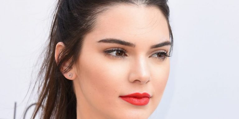 5 Looks de maquillaje con labios rojos que amarás