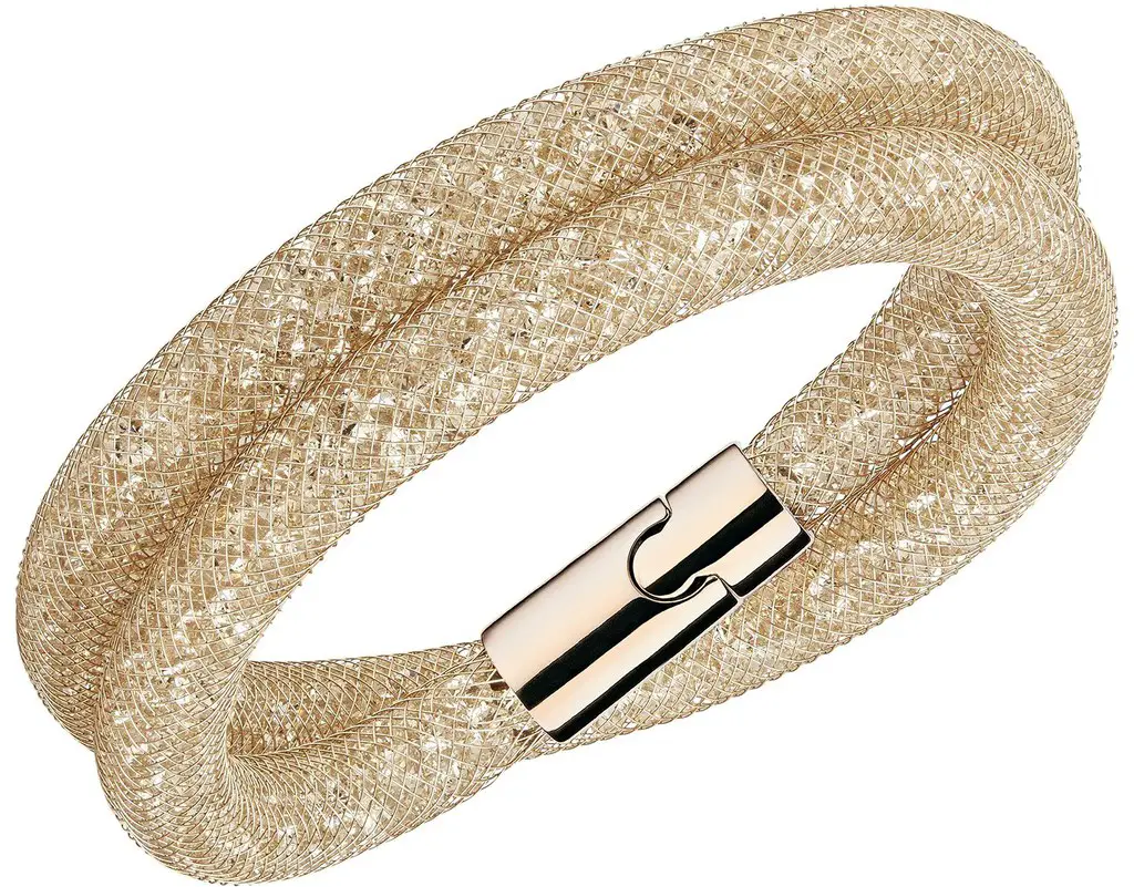 +61 Pulseras para un outfit más personal
