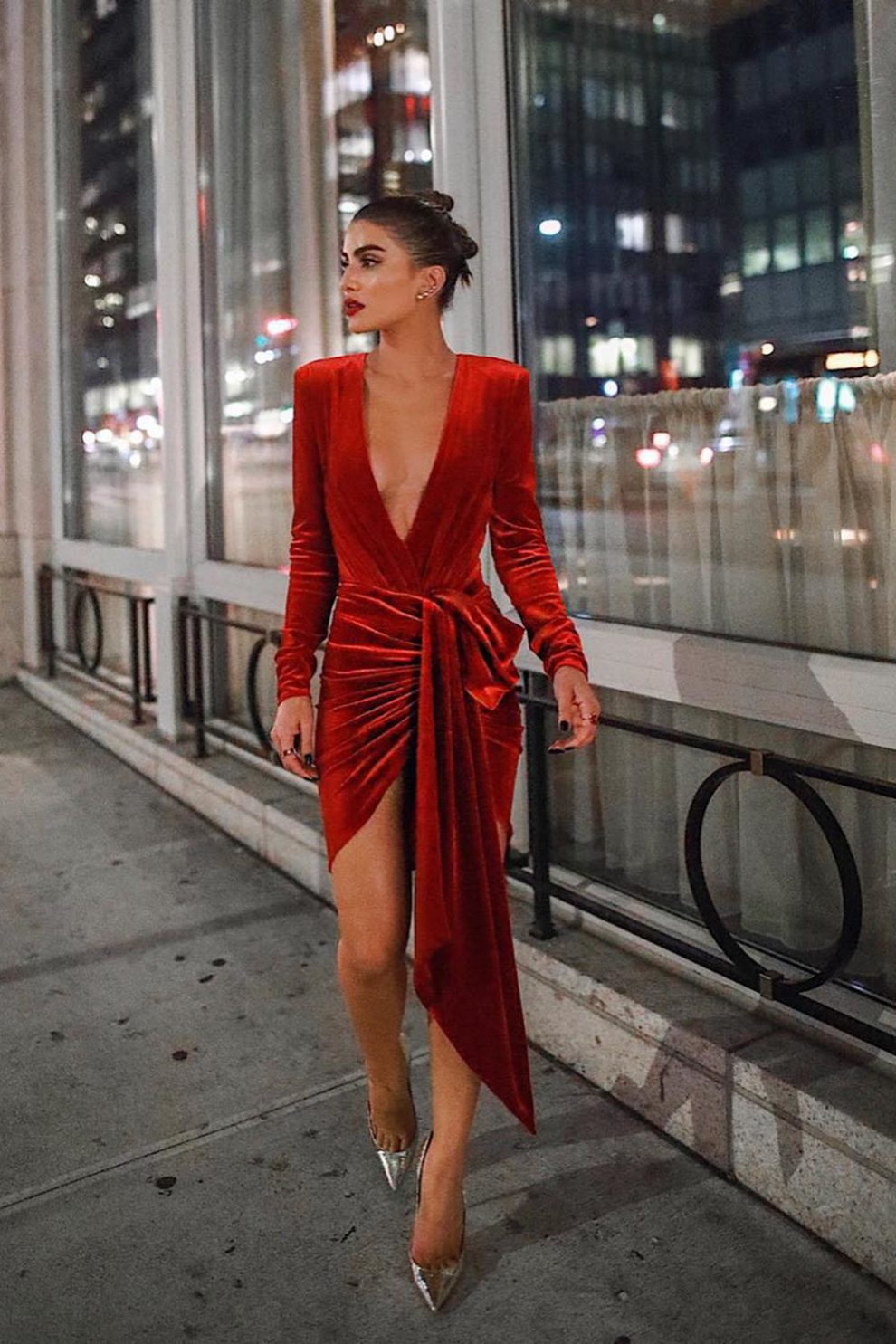 ¿Vestidos rojos con qué zapatos combinan? +38 ideas elegantes y glamorosas