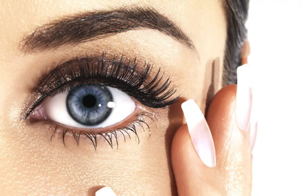 ¿Cómo maquillar ojos almendrados? Trucos para destacar tu mirada