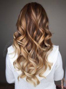Color de cabello para piel canela ¡Tonos que potencian tu tono de piel!