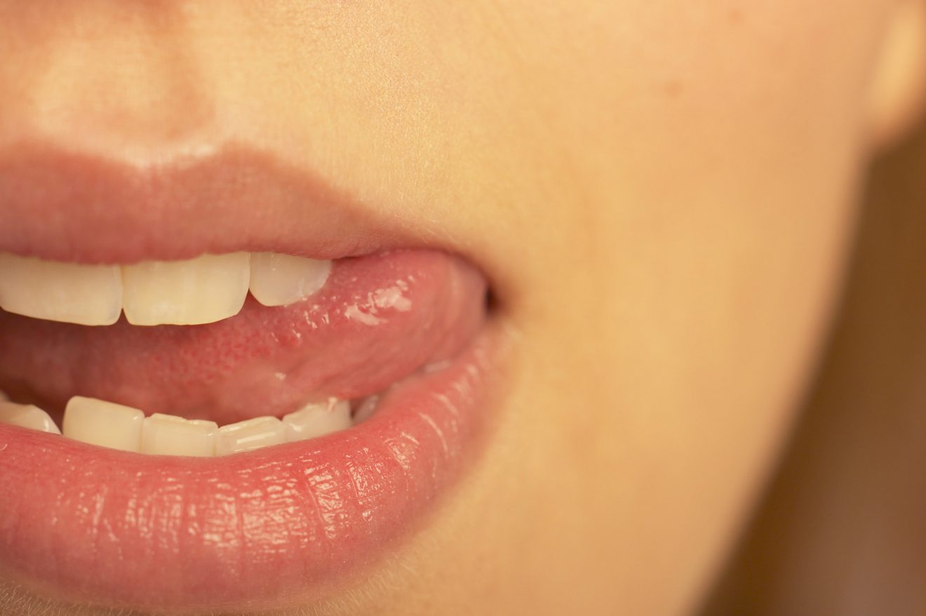 Labiales para labios partidos: Dile adiós a las grietas ¡Para siempre!
