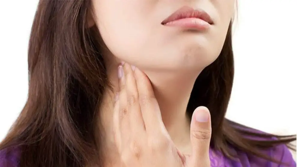 ¿Cómo quitar un chupetón? Trucos y remedios caseros para ocultarlo por ...