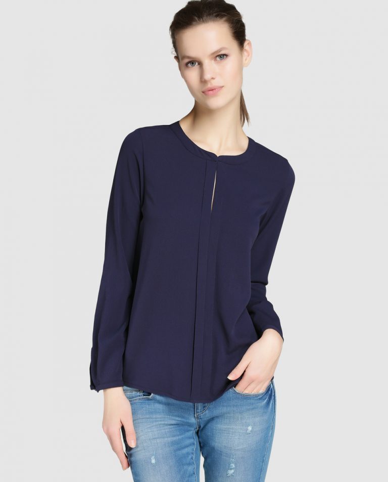 ¿Cómo combinar una blusa? +30 Looks para mujeres con mucho estilo