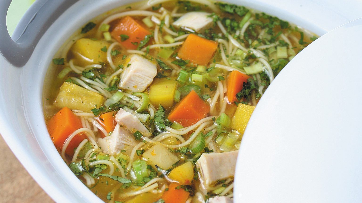 Recetas con fideos: +10 Platillos para almorzar delicioso