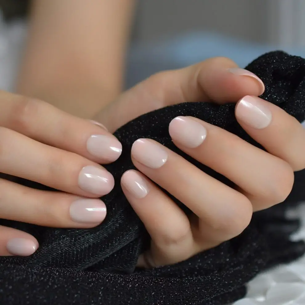 +12 Uñas color crema (beige) para un lindo manicure