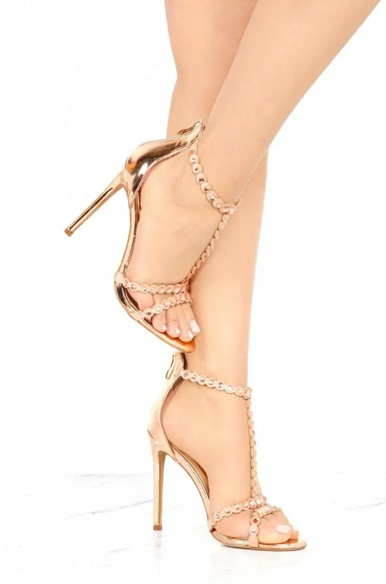 Tacones de aguja: El zapato ideal para looks de cóctel