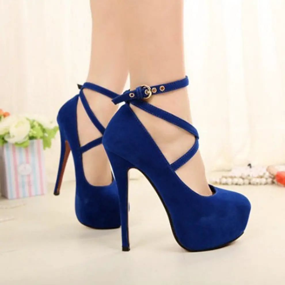 ¿Tacones azules? Estos son los 9 modelos más deseados