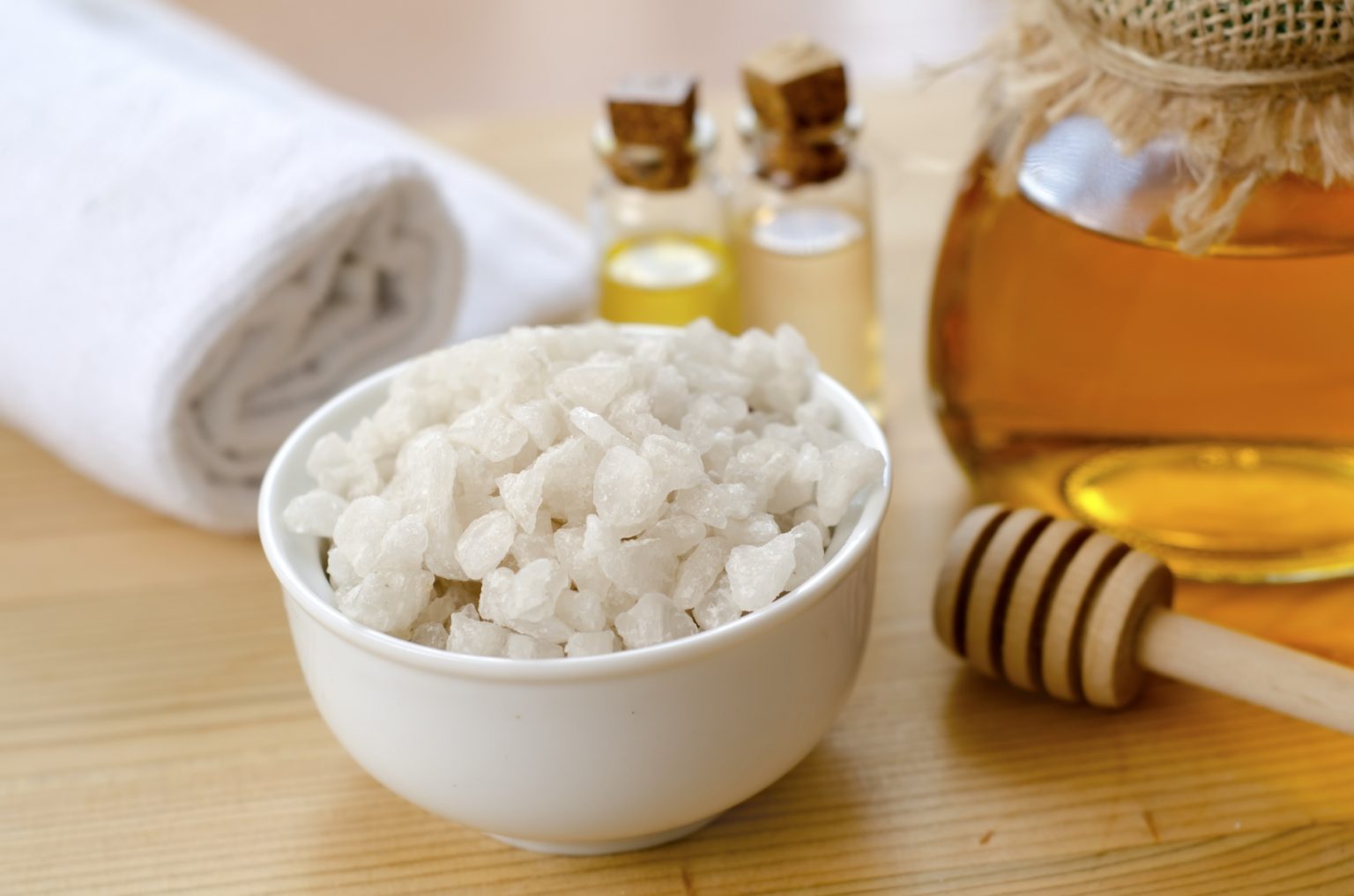¿Cómo exfoliar la cara con azúcar? Paso a paso