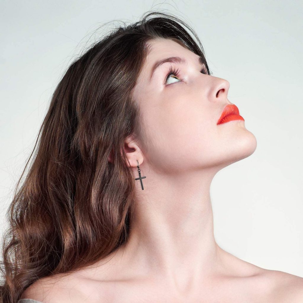 +20 Aros con cruz para looks unisex