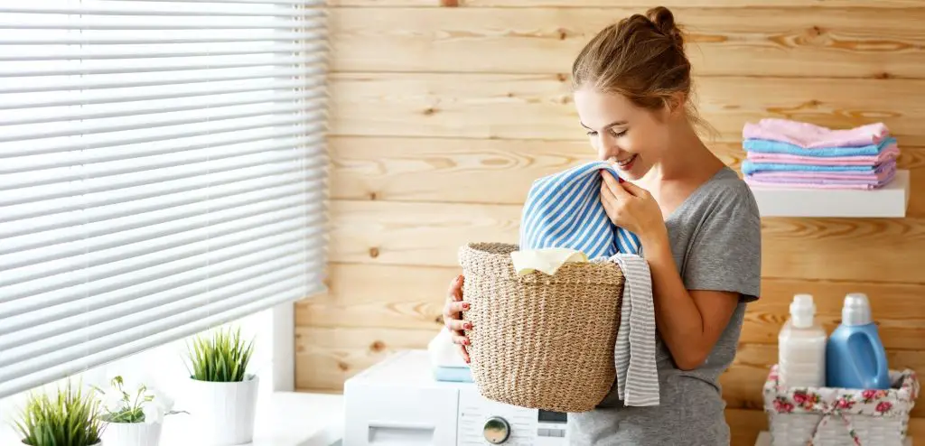 ¿Cada cuánto lavar la ropa? Tips para prendas limpias y que duren más ...