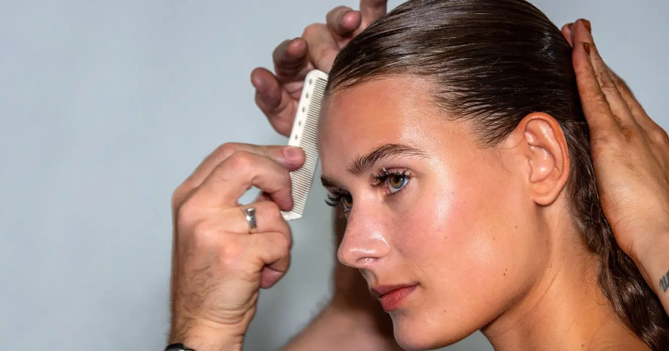 Productos en gel para el cabello que te ayudarán a definir tus rizos