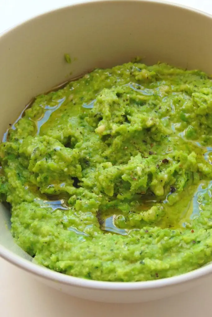 +13 Salsas con albahaca deliciosas para pastas, carnes y ensaladas