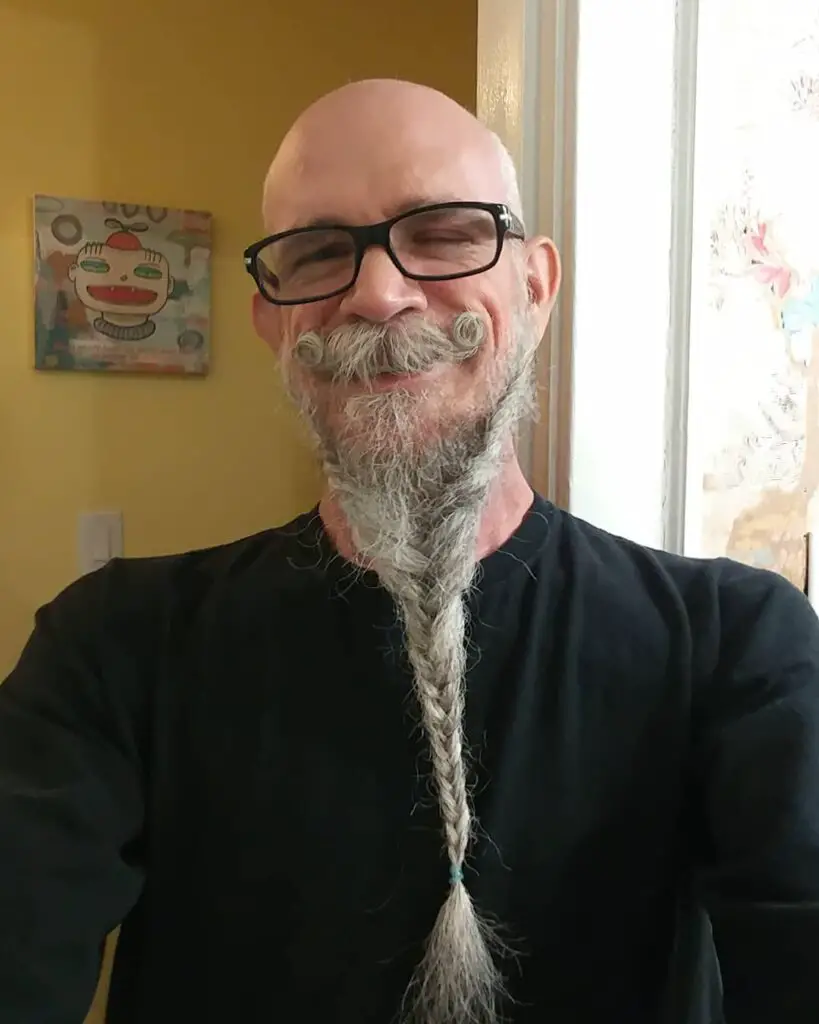 +18 Trenzas en la barba modernas y vikingas