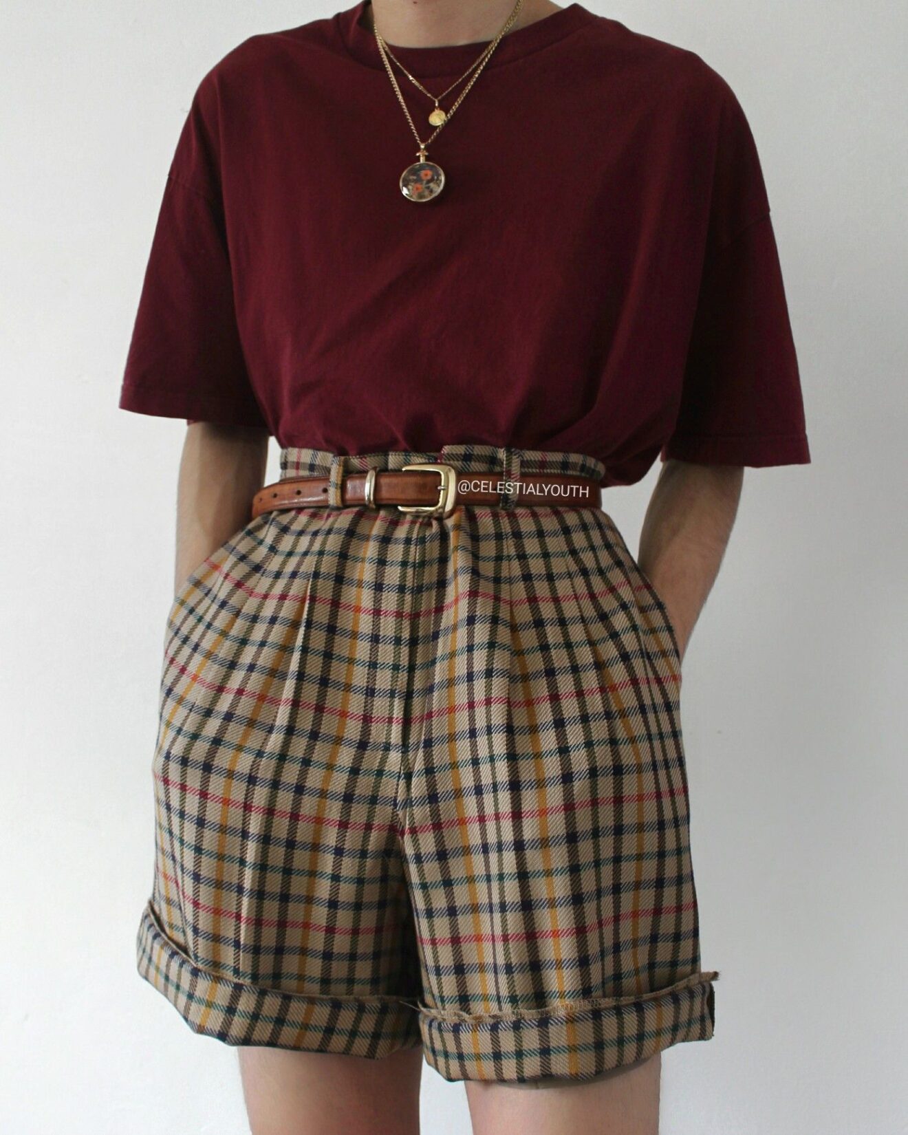 +21 Looks con shorts retro que resaltan la figura