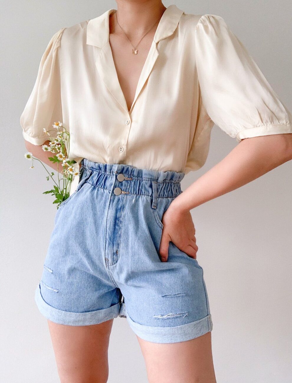+21 Looks con shorts retro que resaltan la figura