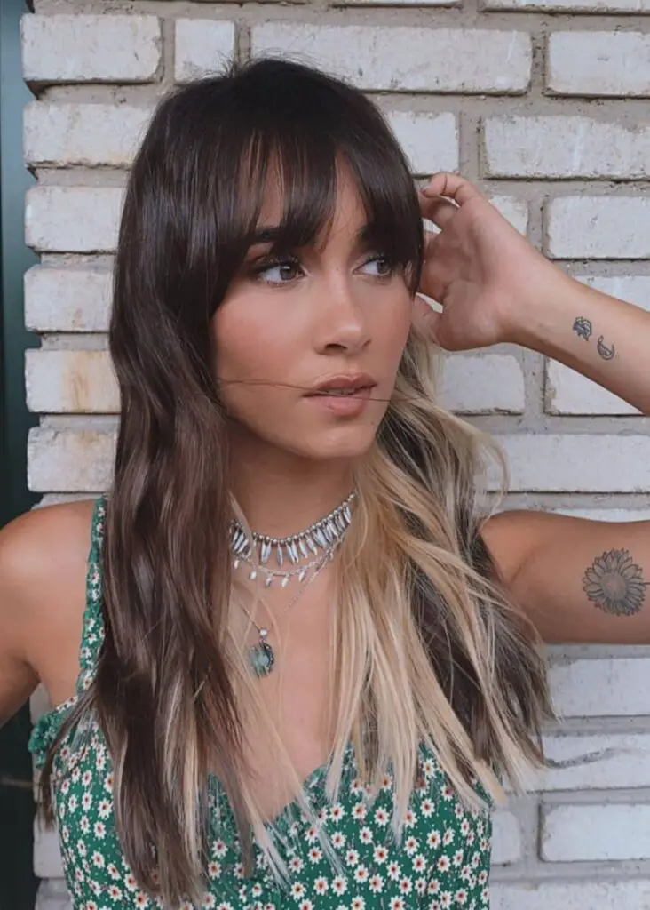 Mechas rubias para darle un look fresco a tu rostro